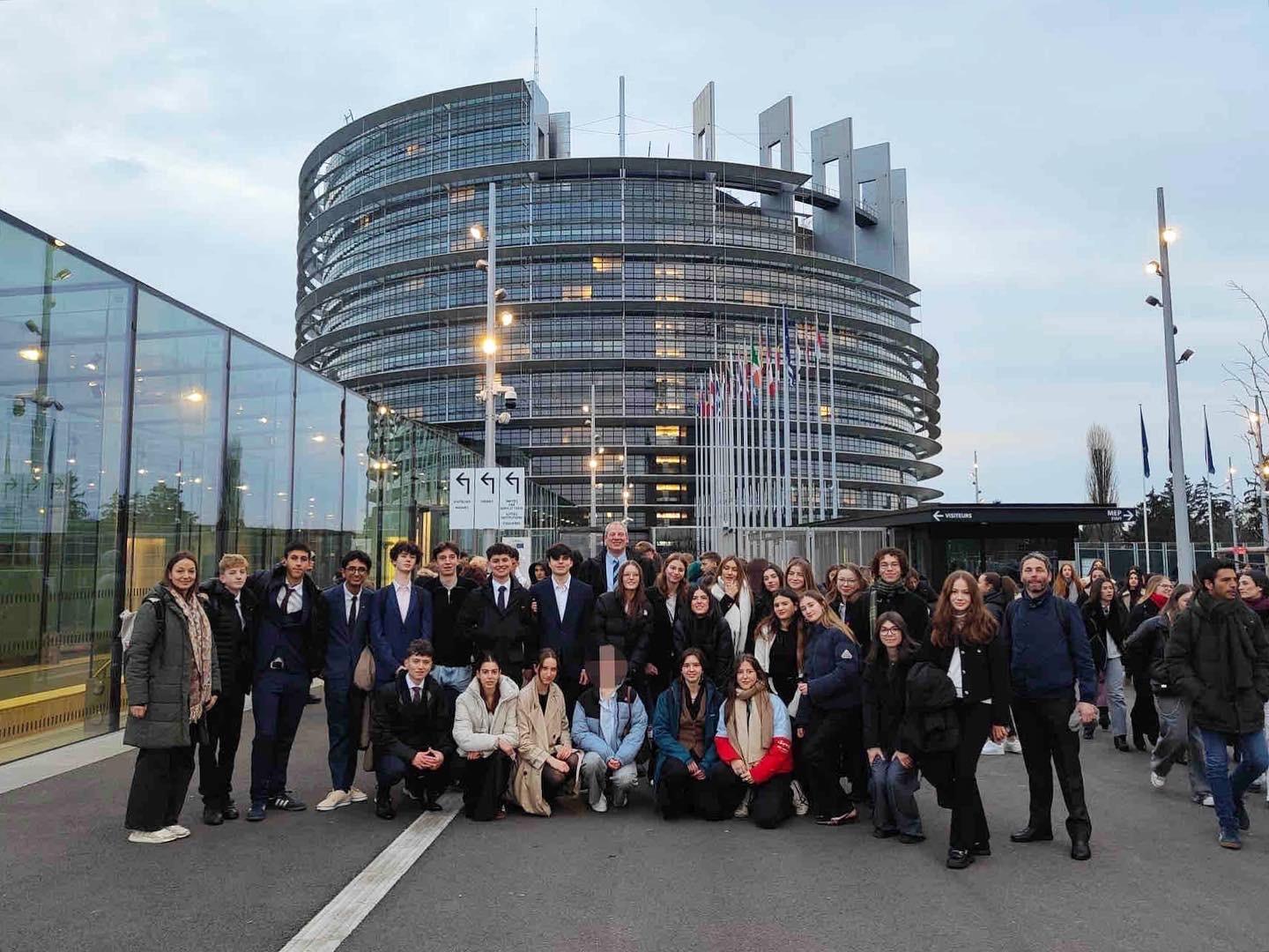 Members of the MUN/EC club represent Ireland at the Euroscola in ...